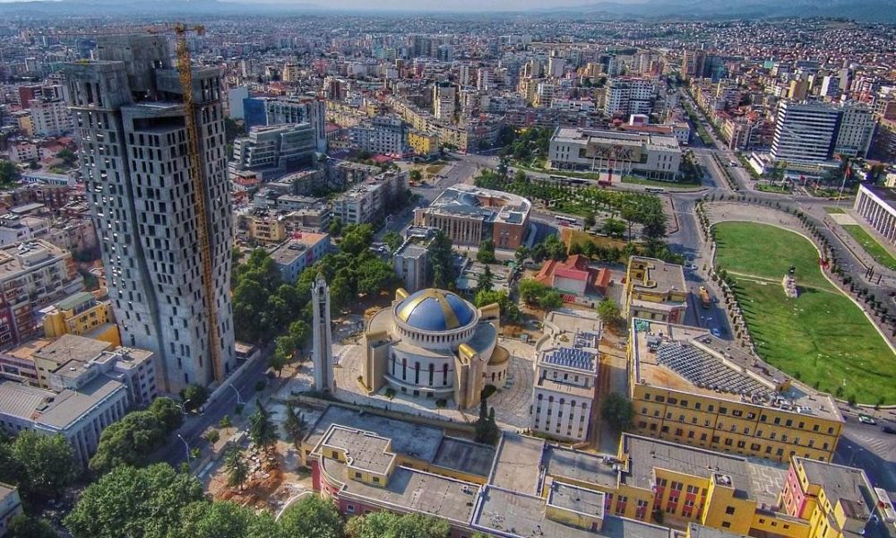 Ndotja e peizazhit zanor urban të Tiranës - Media Ndertimi